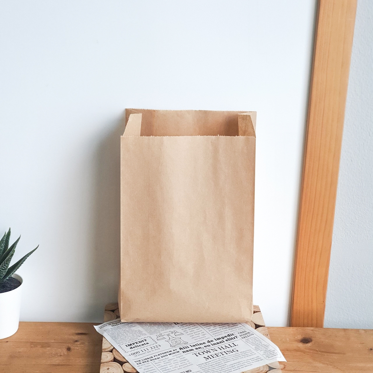 Goodboxpack, 7 x 12 inches of kraft paper, 100 pieces per pack | Makro PRO