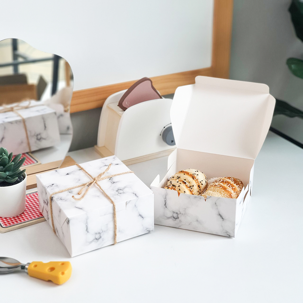 Goodboxpack paper box, square pattern, 40 pieces per pack | Makro PRO